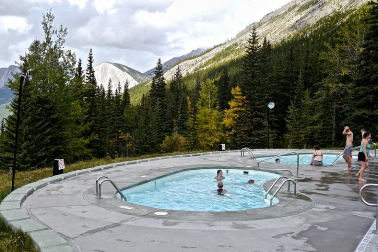 Visiting Jasper National Park in Canada - Erika's Travels